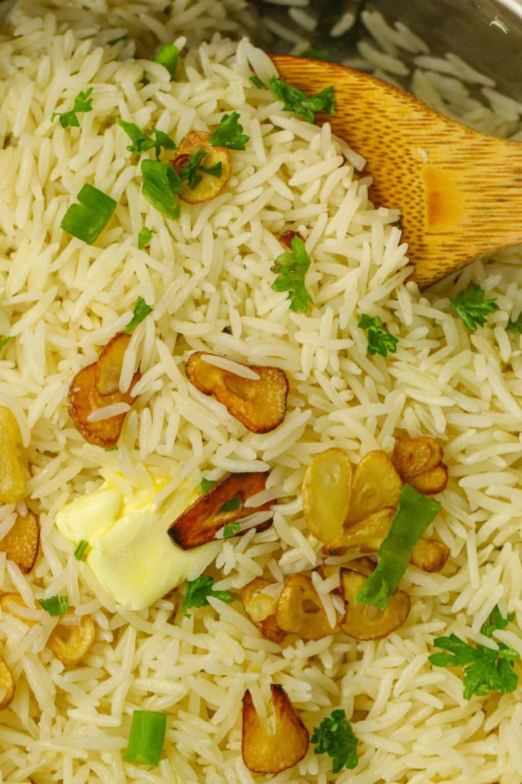 Garlic Rice Recipe - Immaculate Bites